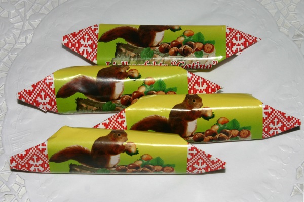 Milk - based candy „Gotiņa” with nuts ( big-candies)0,5kg - Saldus ...